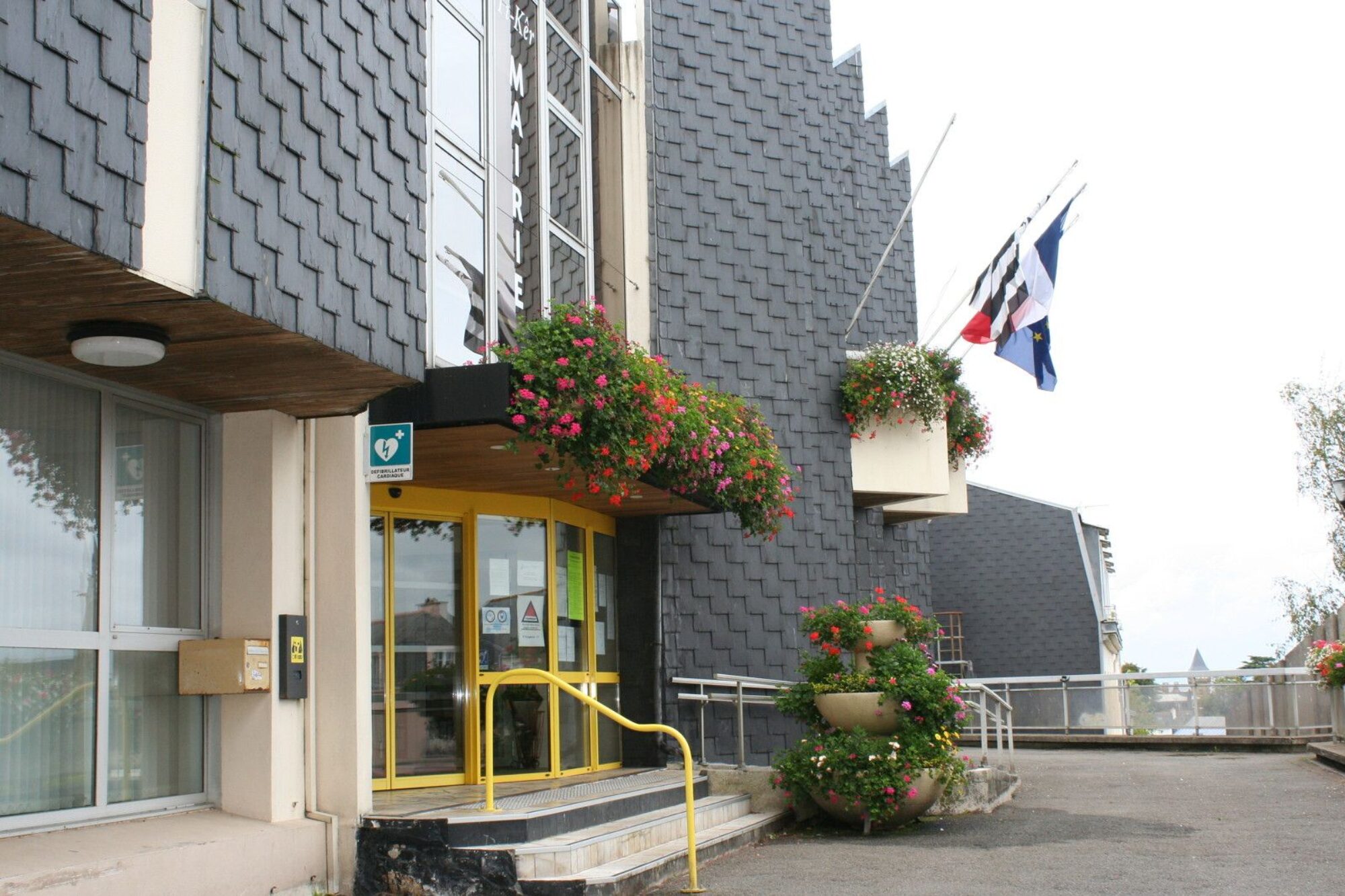 Accueil de la mairie - Douarnenez.bzh, site officiel de la ville de ...